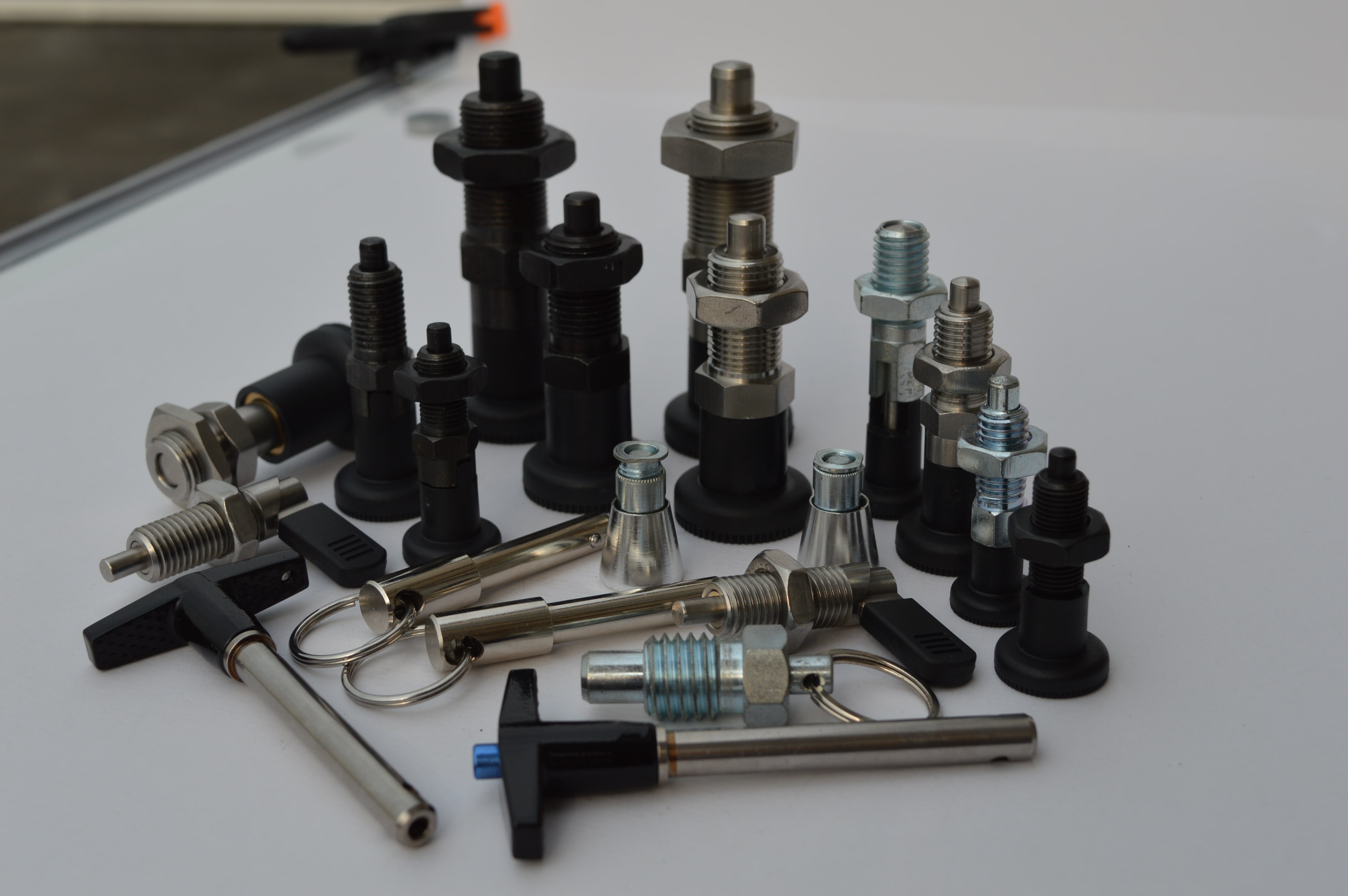 How Does A Retractable Spring Mechanism Work | Mocayo.com